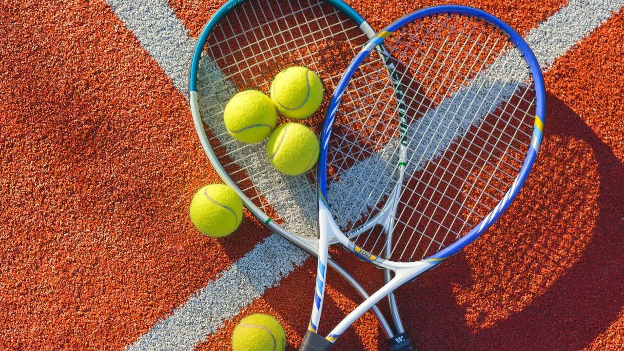 What Size Tennis Racket Do I Need? Choose the Right Size For You